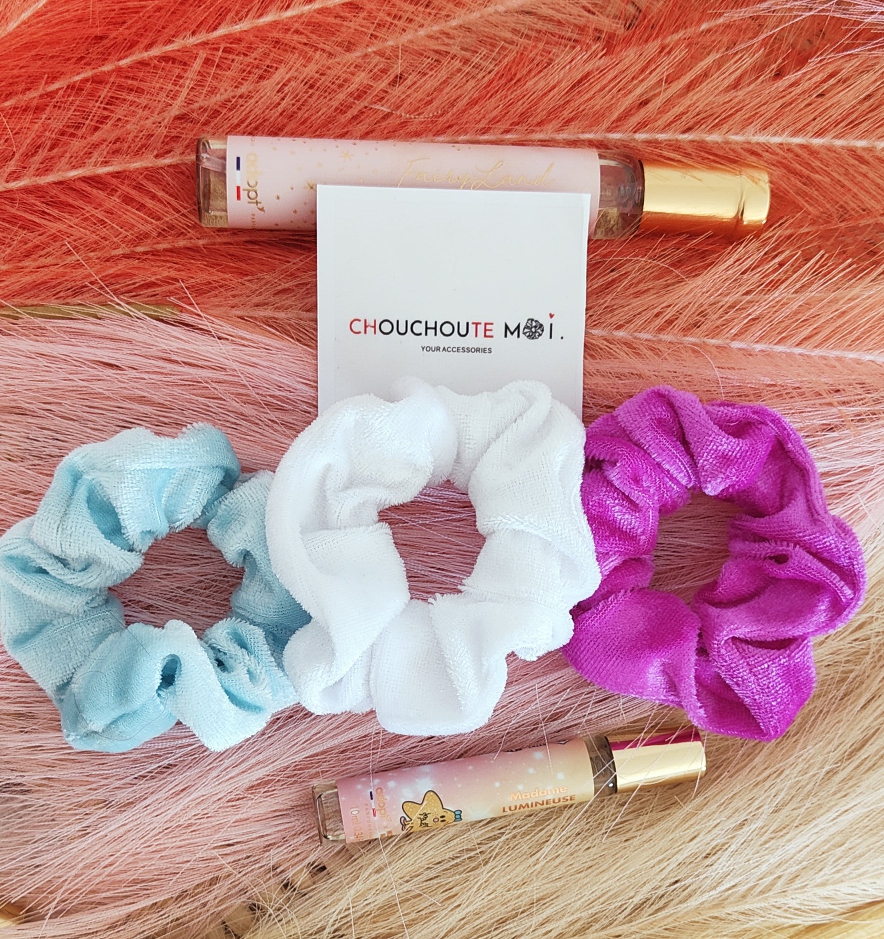 Lot de 3 Chouchous Cheveux Velours Blanc Bleu Violet – Chouchoute moi